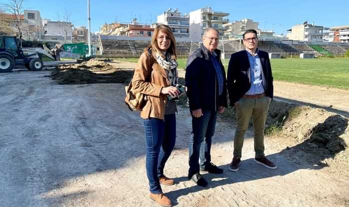 Δήμος Παύλου Μελά: Ξεκίνησε η τοποθέτηση ταρτάν στο ΕΑΚ Σταυρούπολης ...
